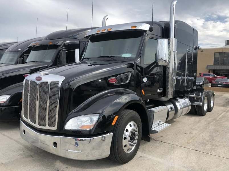 Take a look at our fleet of trucks for your cargo transportation needs!